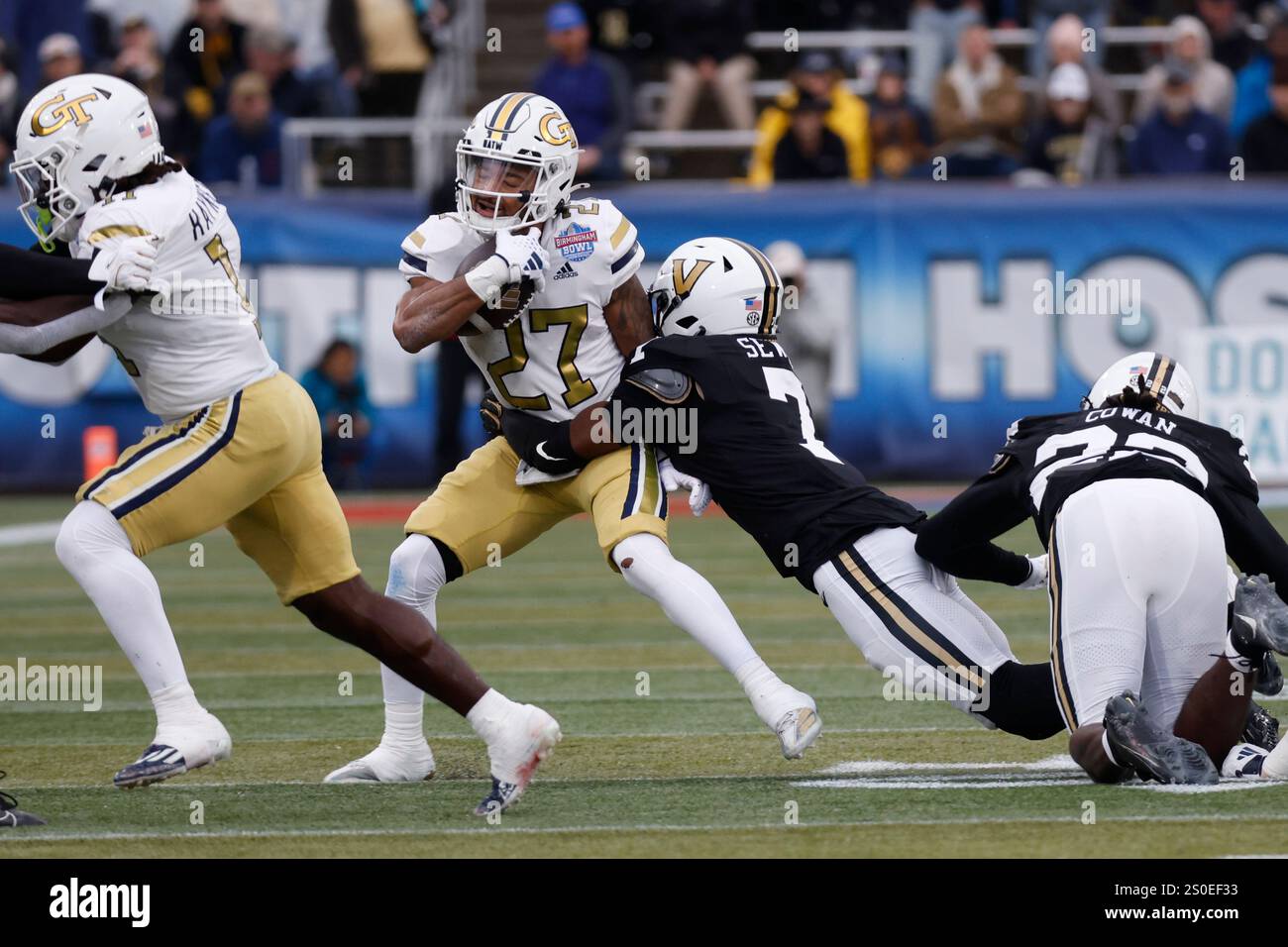 BIRMINGHAM, AL - DECEMBER 27: Georgia Tech Yellow Jackets running back ...