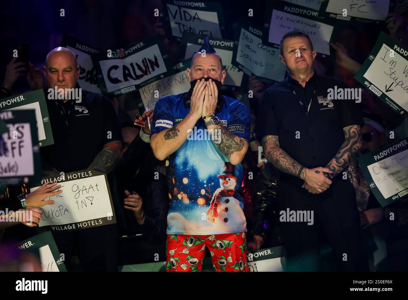 Alexandra Palace, London, UK. 27th Dec, 2024. 2024/25 PDC Paddy Power ...