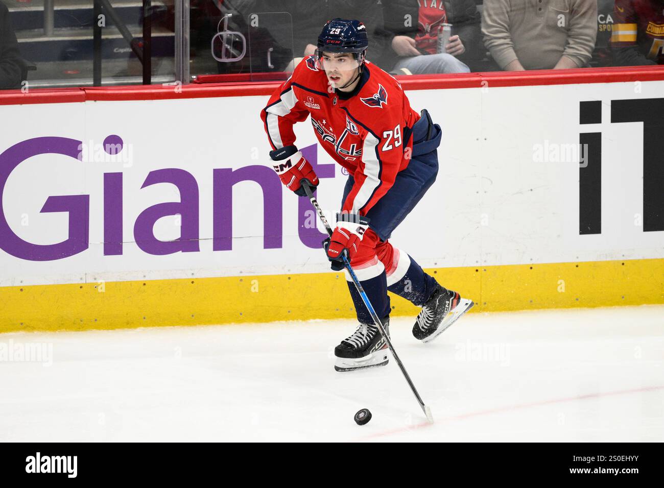 Washington Capitals center Hendrix Lapierre (29) in action during the ...