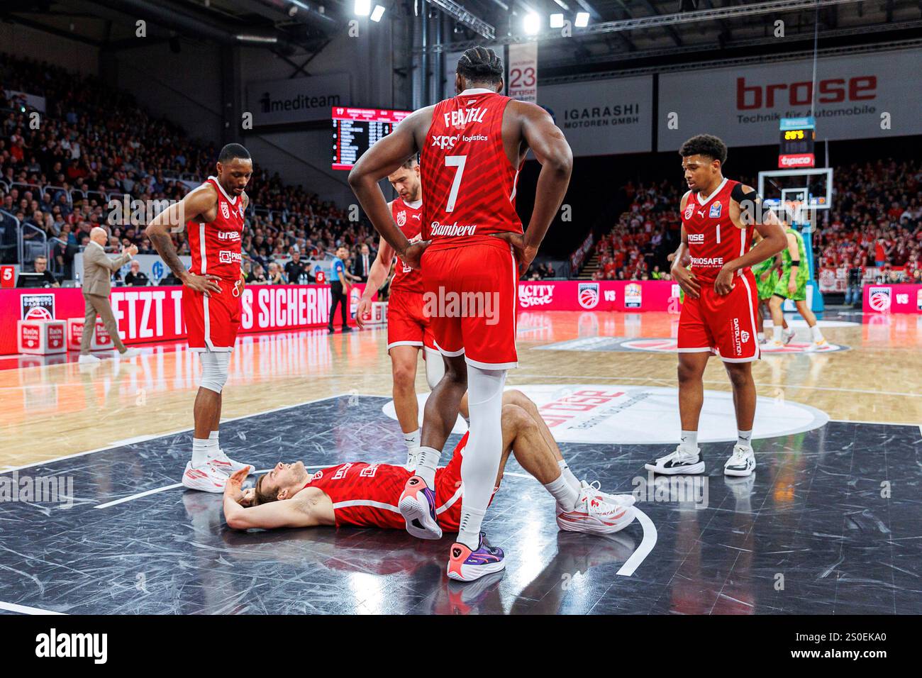 Bamberg, Deutschland. 27th Dec, 2024. Kyle Lofton (Bamberg Baskets, #00 ...