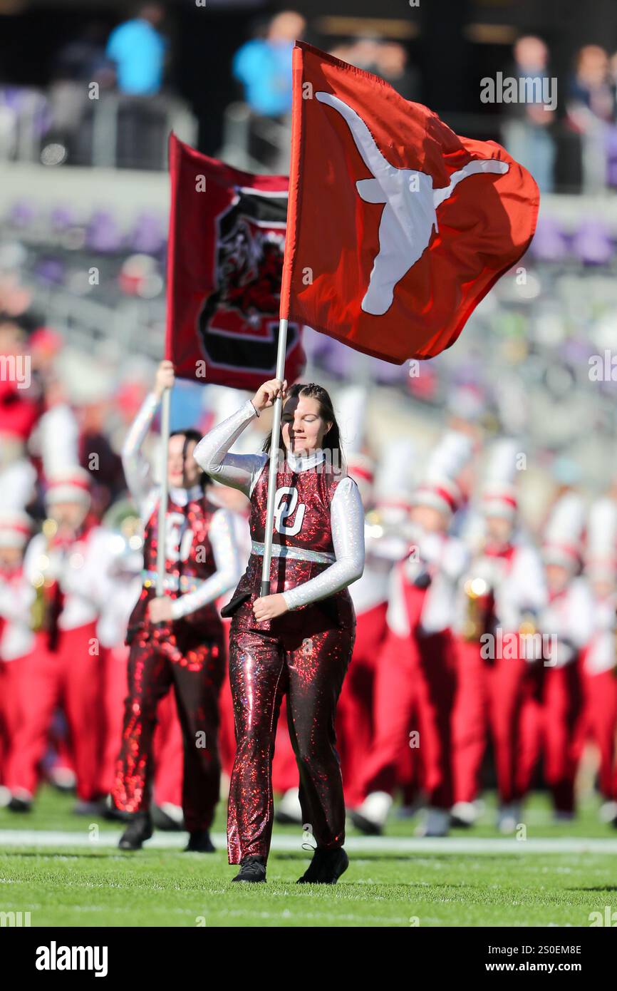 Fort Worth, Texas, USA. 27th Dec, 2024. A member of the OU marching ...