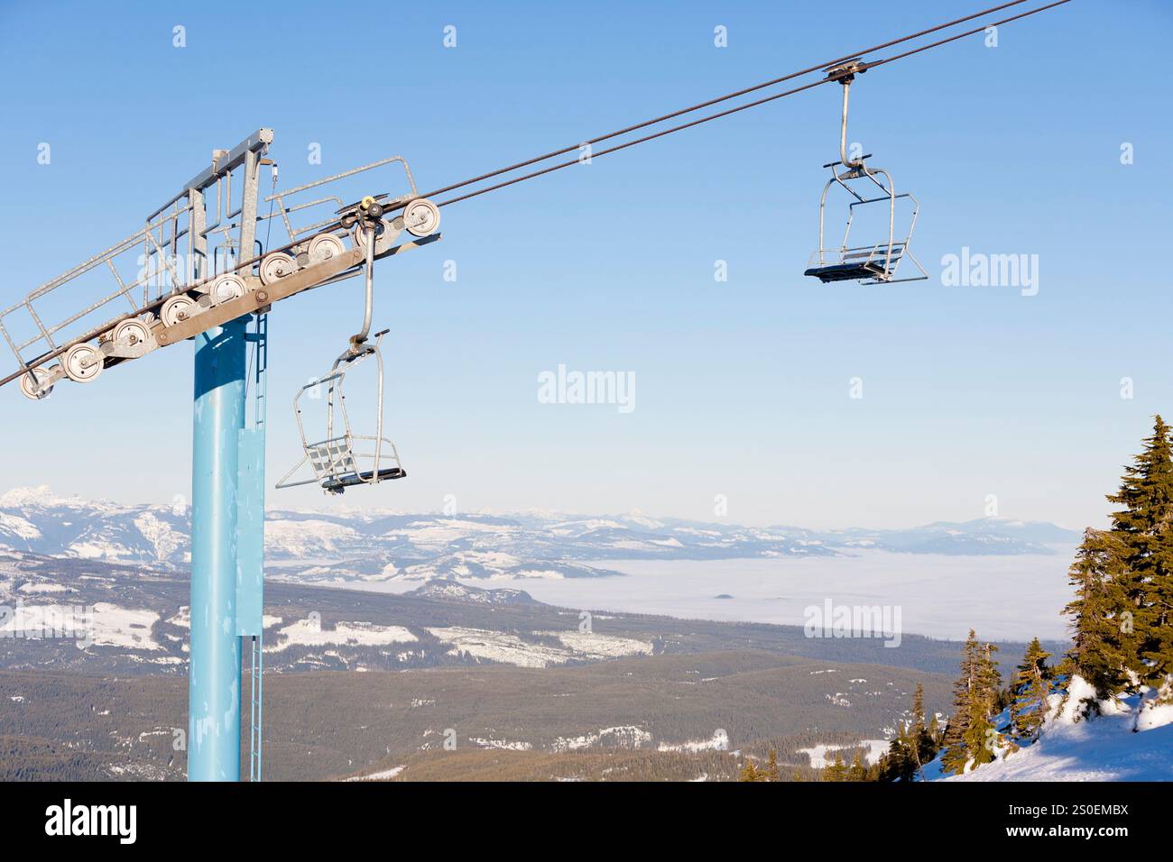 A chair lift at a ski resort Stock Photo - Alamy