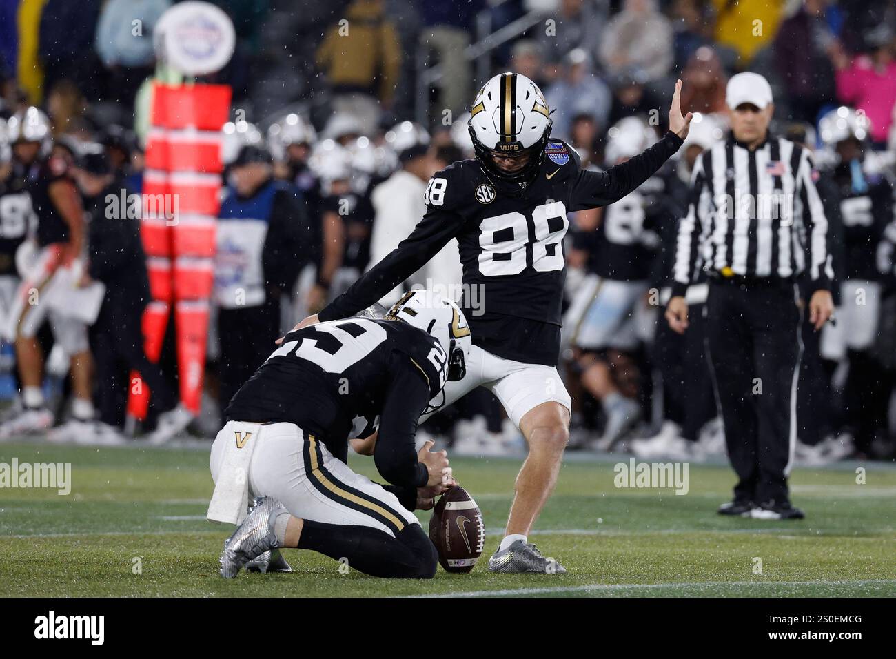 BIRMINGHAM, AL - DECEMBER 27: Vanderbilt Commodores place kicker Brock ...