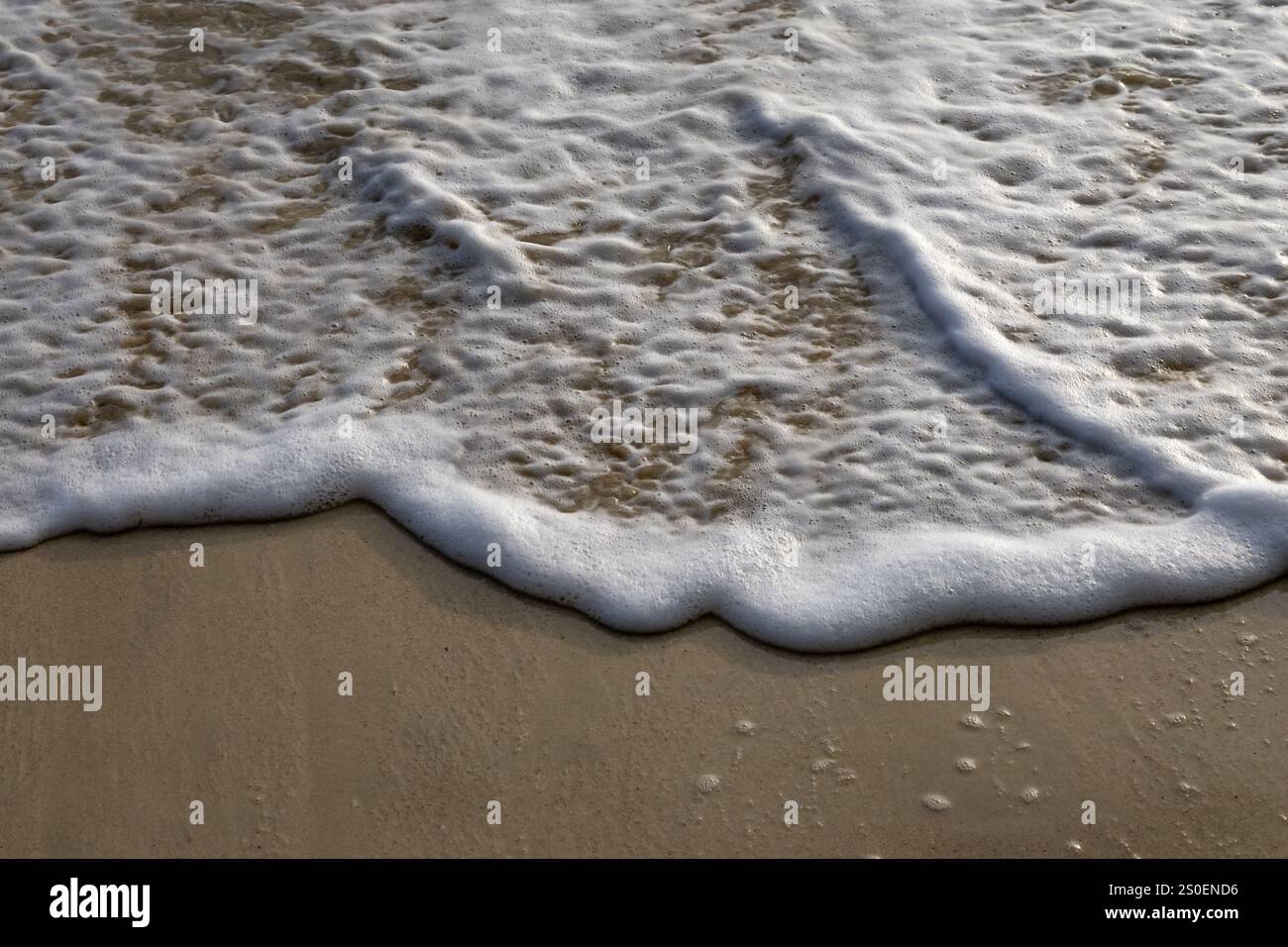 Tranquil seaside smooth flowing waves hi-res stock photography and ...