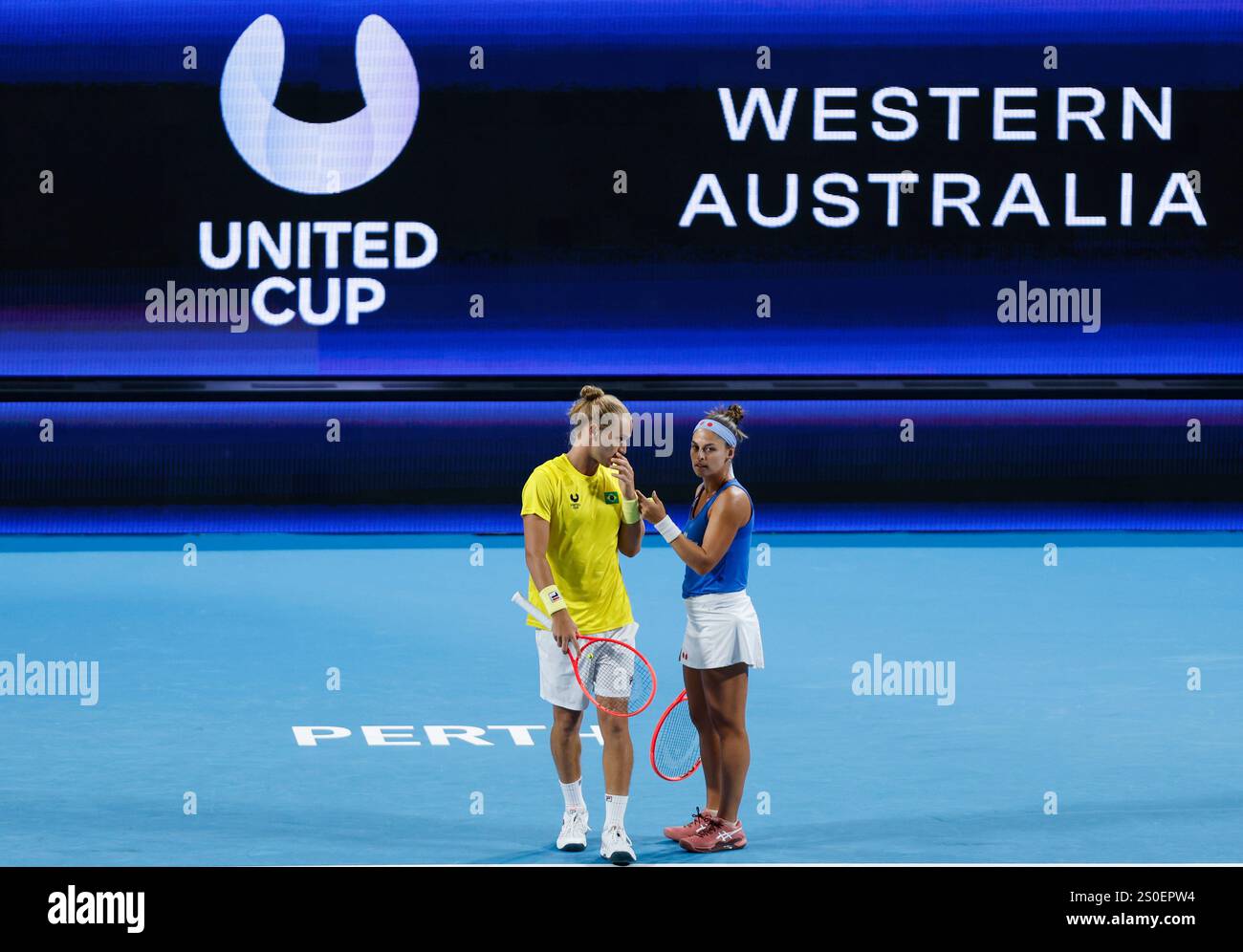 Perth, Australia. 27th Dec, 2024. Rafael Matos/Carolina Alves (R) of ...