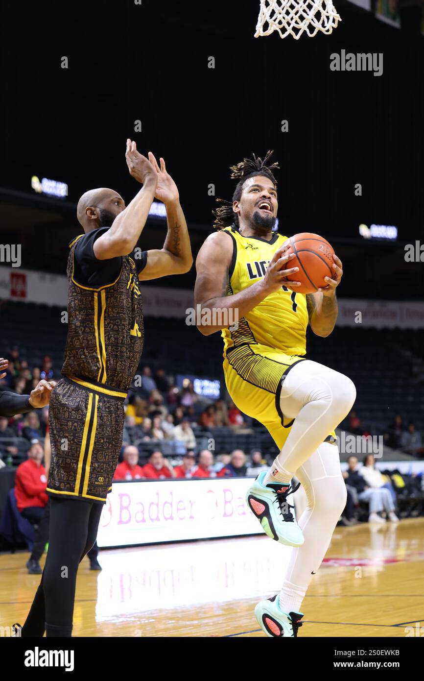 London, Canada. 27th December, 2024. The London Lightning defeat the ...