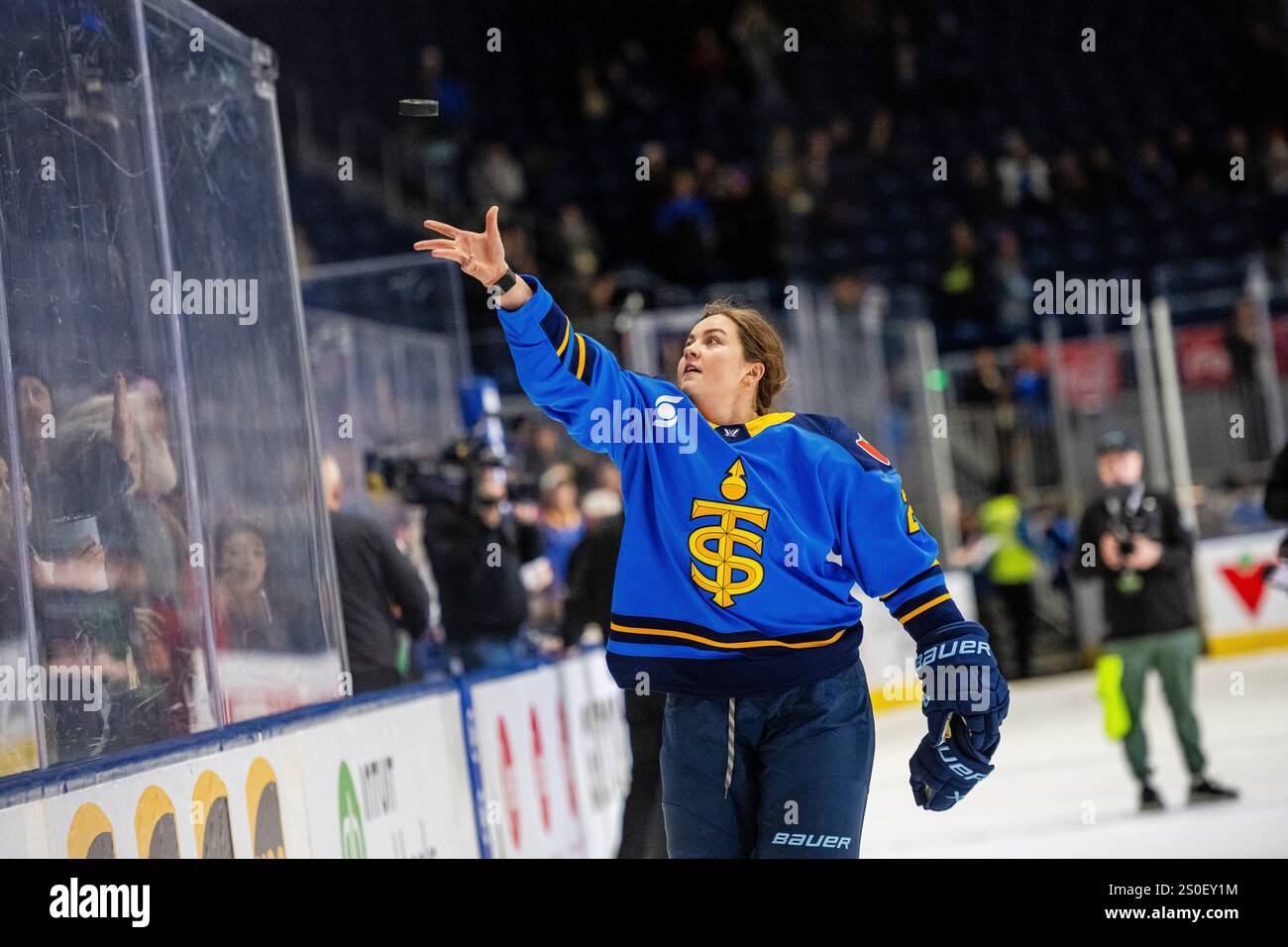 Toronto, Canada. 27th Dec, 2024. Toronto Sceptres' Jessica Kondas (2 ...