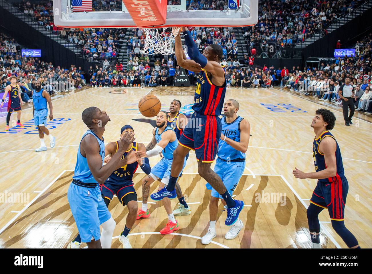Inglewood, California, USA. 27th Dec, 2024. Golden State Warriors ...