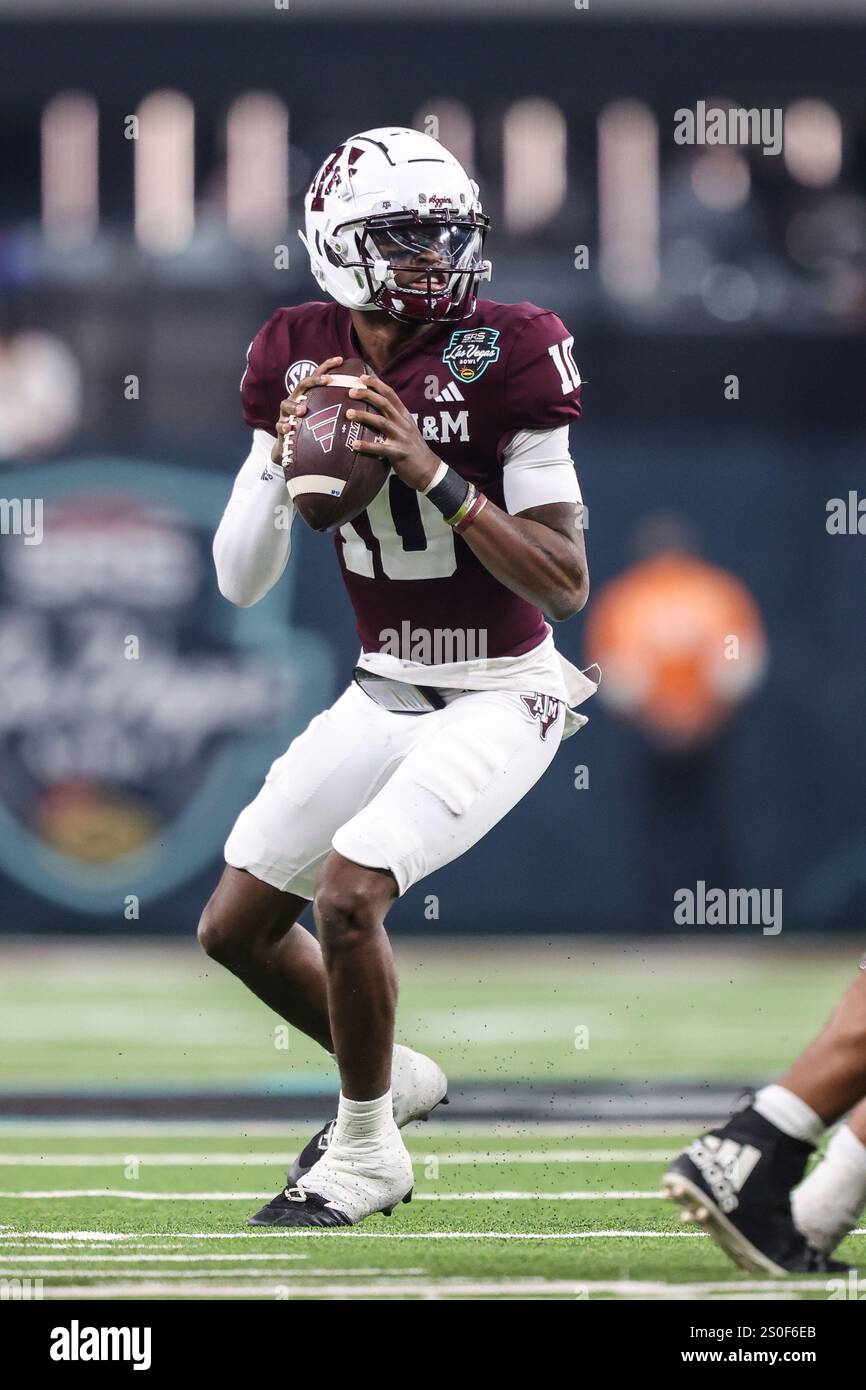 December 27, 2024: Texas A&M Aggies quarterback Marcel Reed (10) looks ...