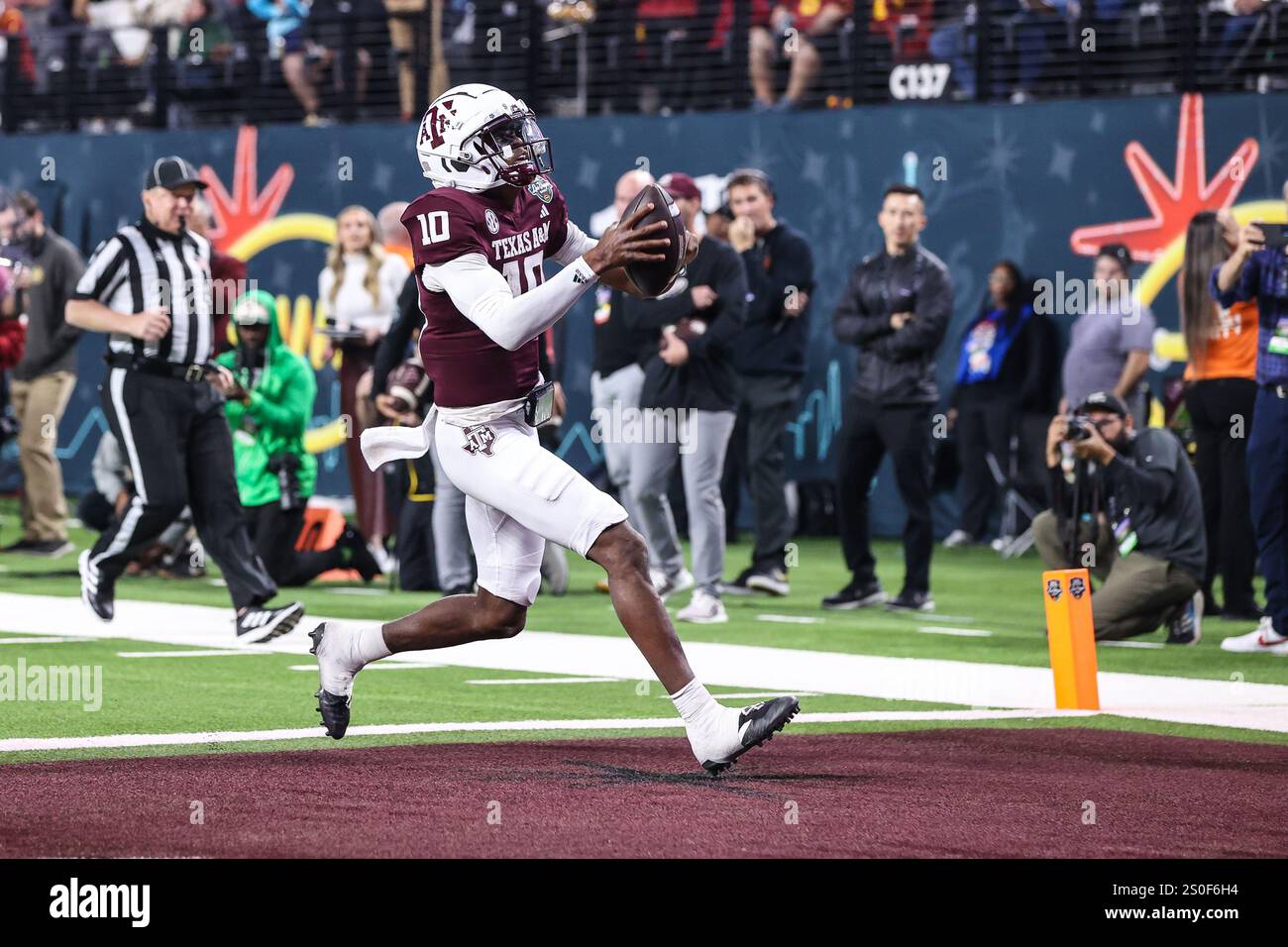 Las Vegas, NV, USA. 27th Dec, 2024. Texas A&M Aggies quarterback Marcel ...