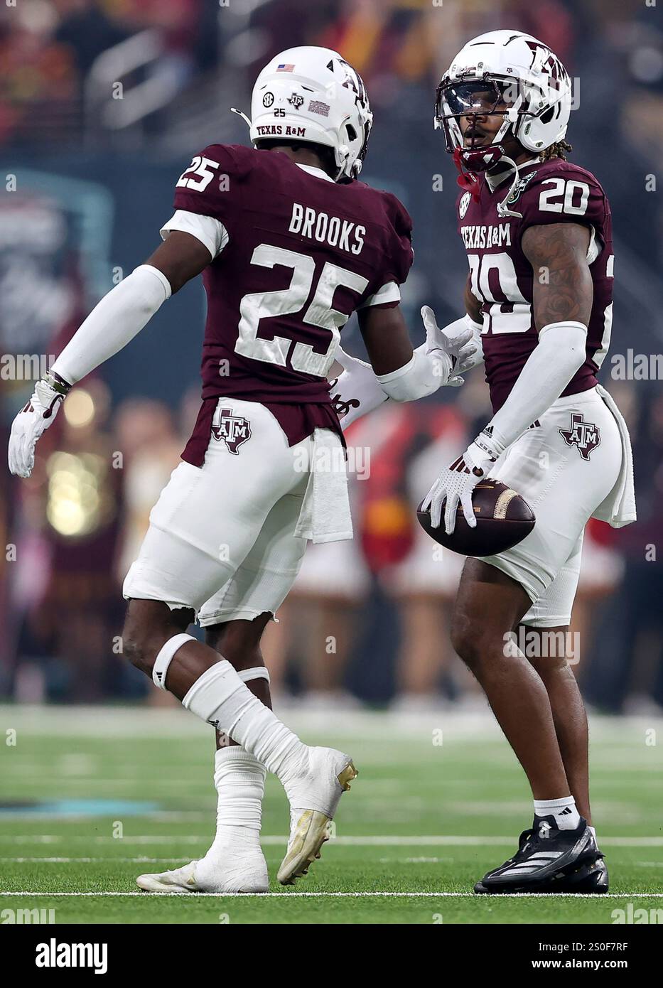 LAS VEGAS, NV - DECEMBER 27: Texas A&M Aggies defensive back BJ Mayes ...