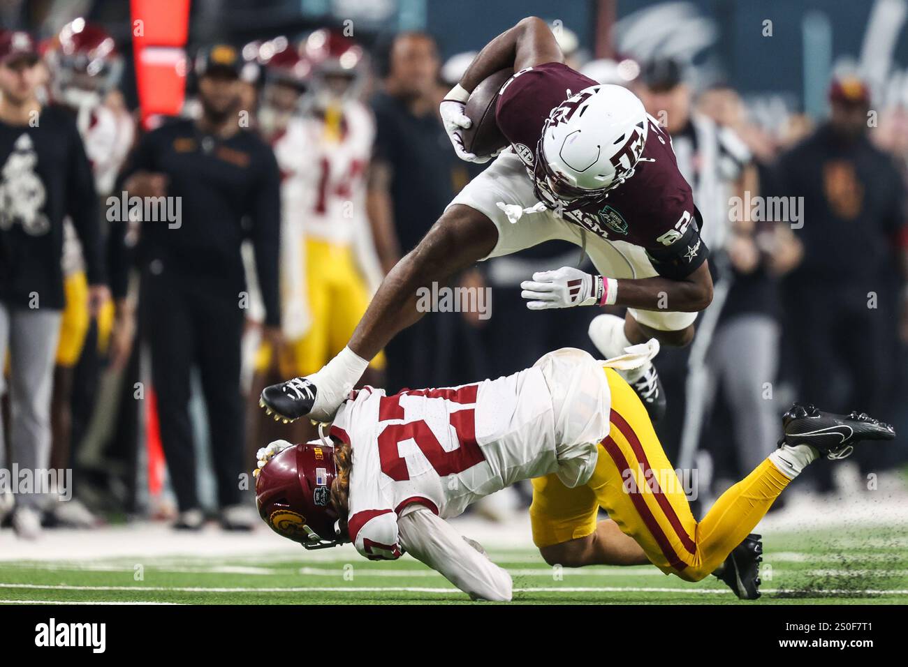 Las Vegas, USA. December 27, 2024: Texas A&M Aggies tight end Shane ...