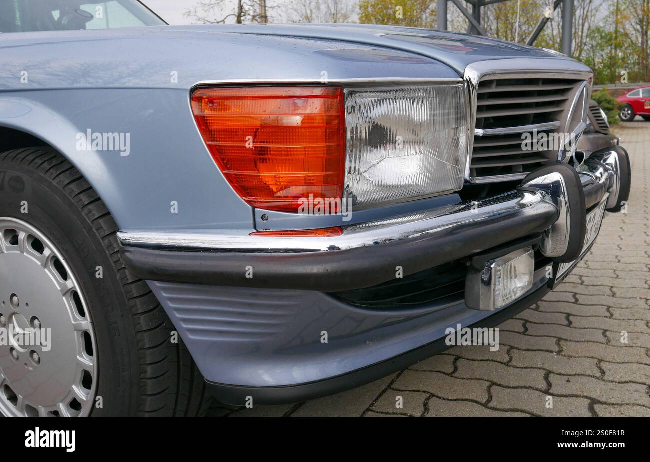 Mercedes Benz C107 Stock Photo - Alamy