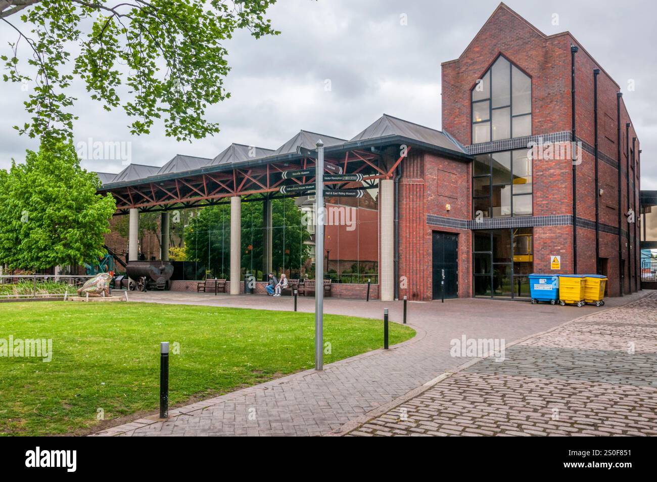 Hull Streetlife Museum Stock Photo - Alamy