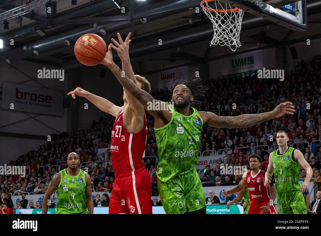 Bamberg, Germany. 27th Dec, 2024. Basketball, Bundesliga, Main Round ...