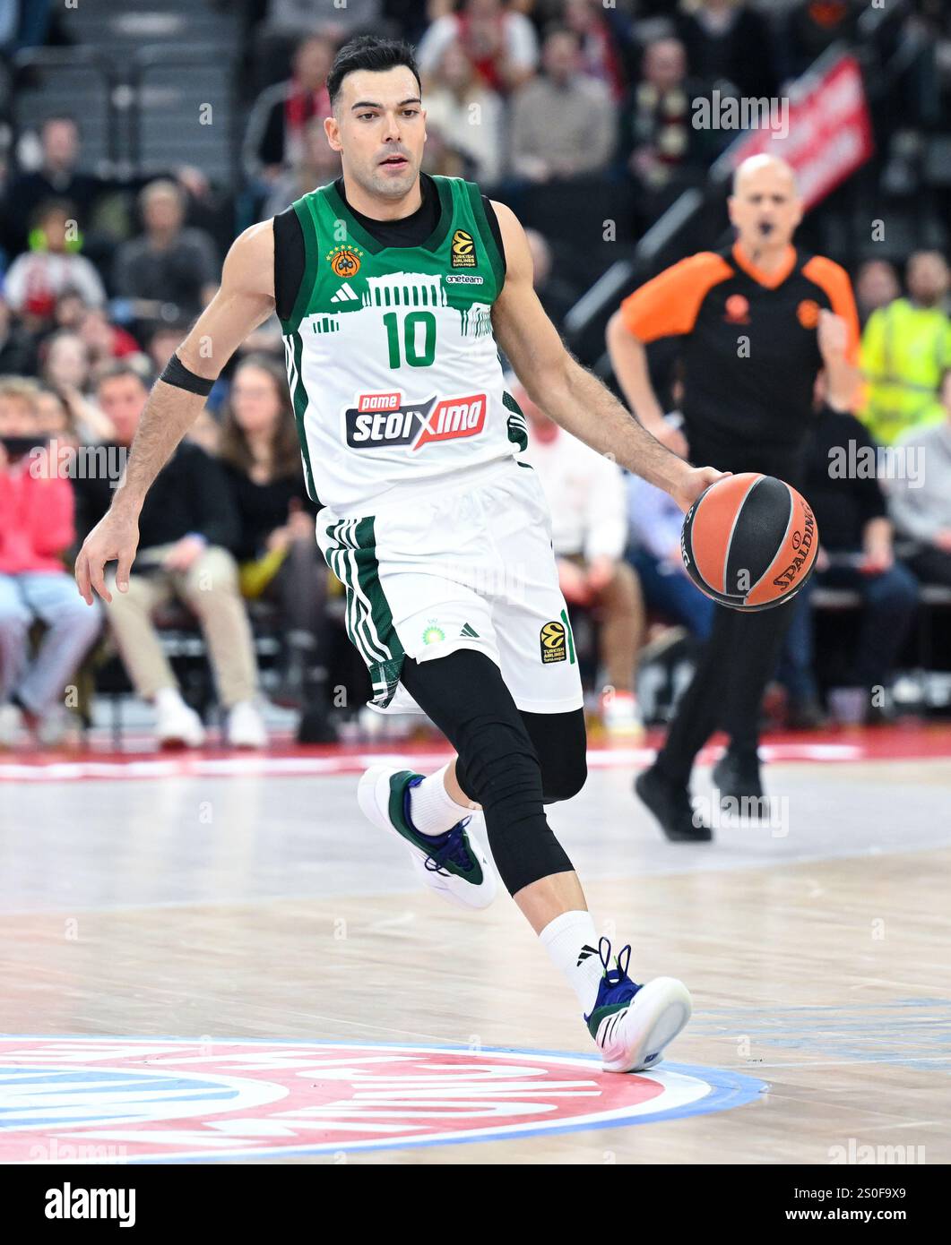 27 December 2024, Bavaria, Munich: Basketball: Euroleague, FC Bayern ...