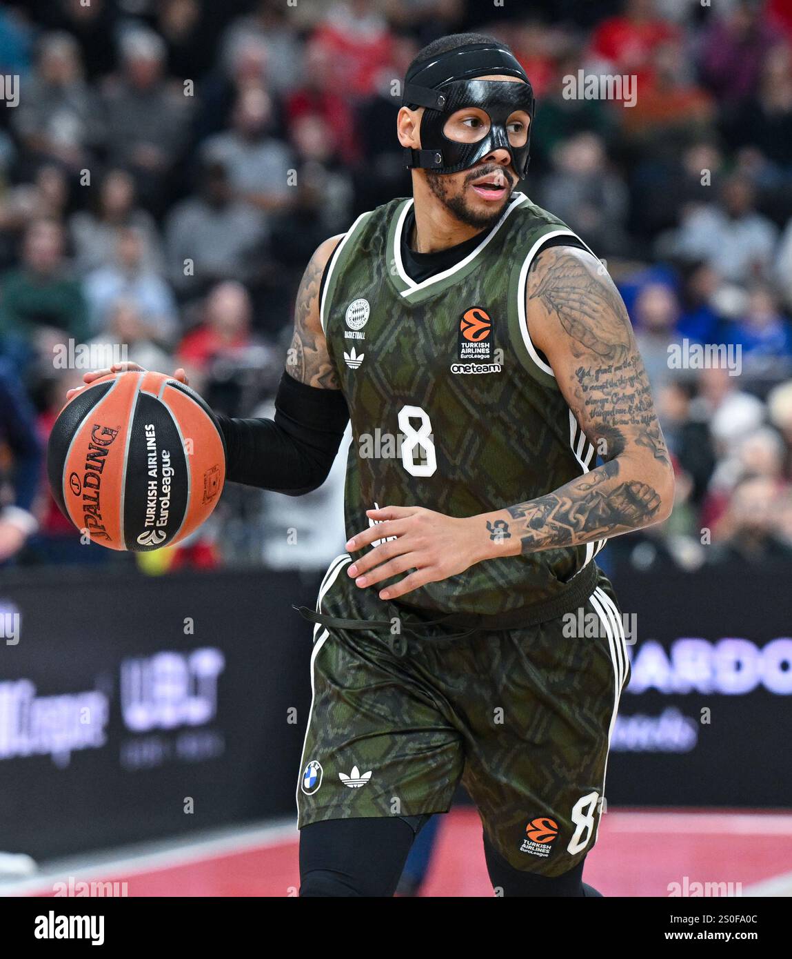 Munich, Germany. 27th Dec, 2024. Basketball: Euroleague, FC Bayern ...
