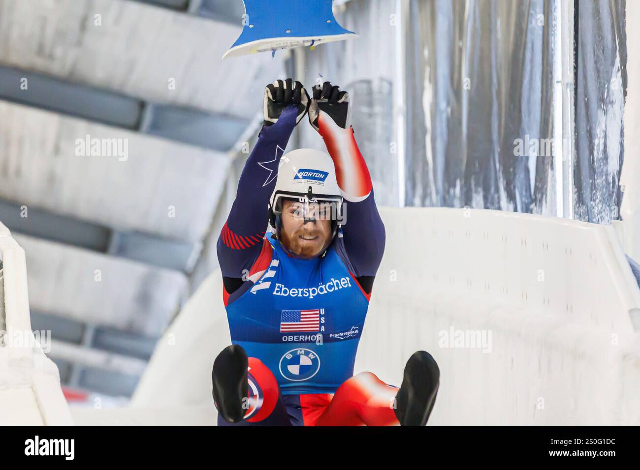 Jonathan Eric Gustafson (USA) bei der Teamstaffel beim Anschlag ans ...