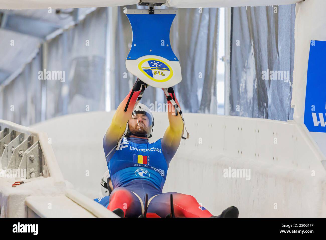 Vasile Marian Gitlan mit Darius Serban (ROU, Rumänien) bei der Teamstaffel beim Anschlag ans ...