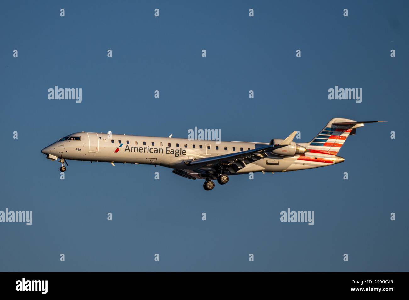 Aircraft at Washington National Airport Stock Photo - Alamy