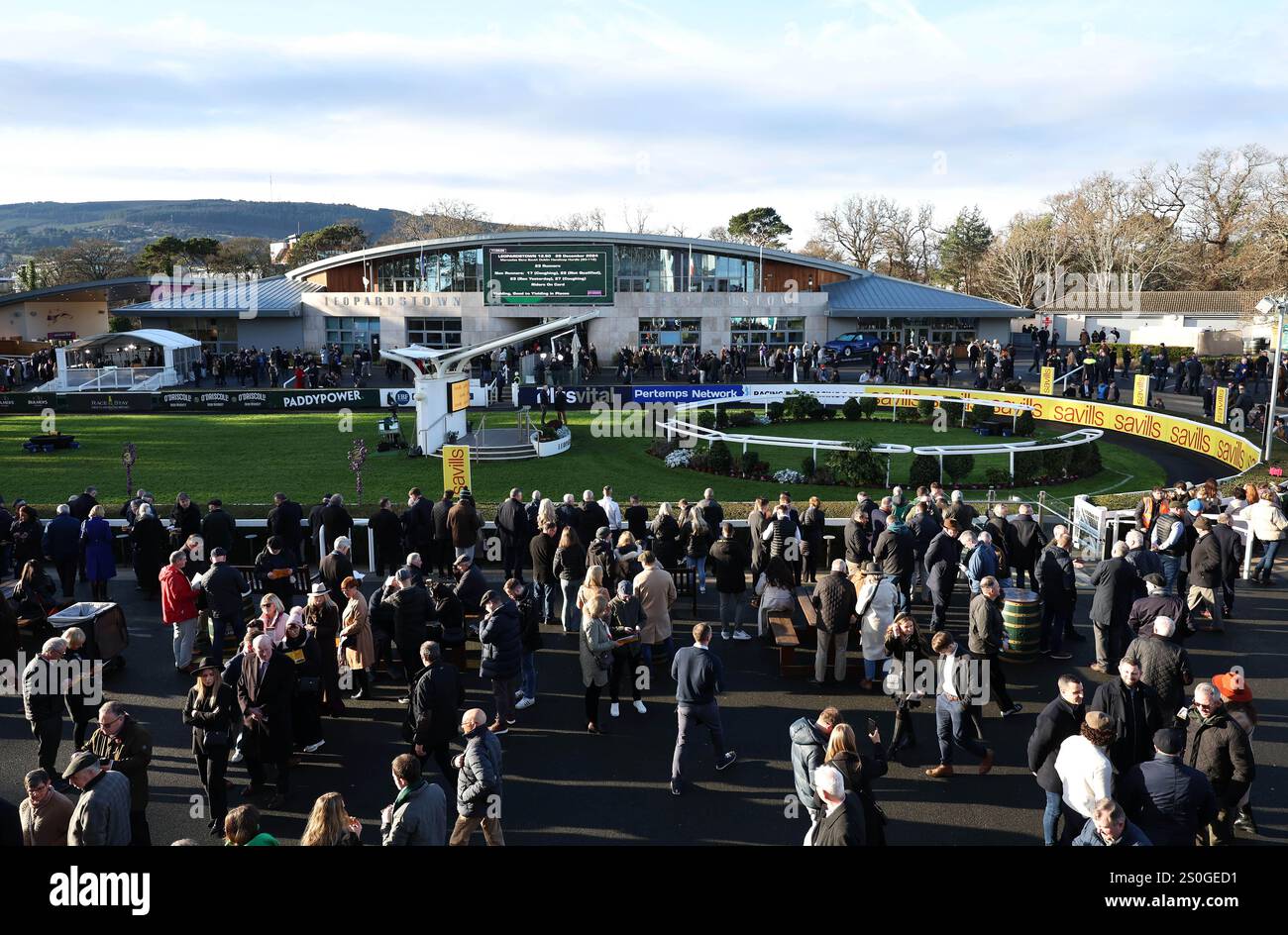 Racing supporters arrive for day three of the Christmas Festival at ...
