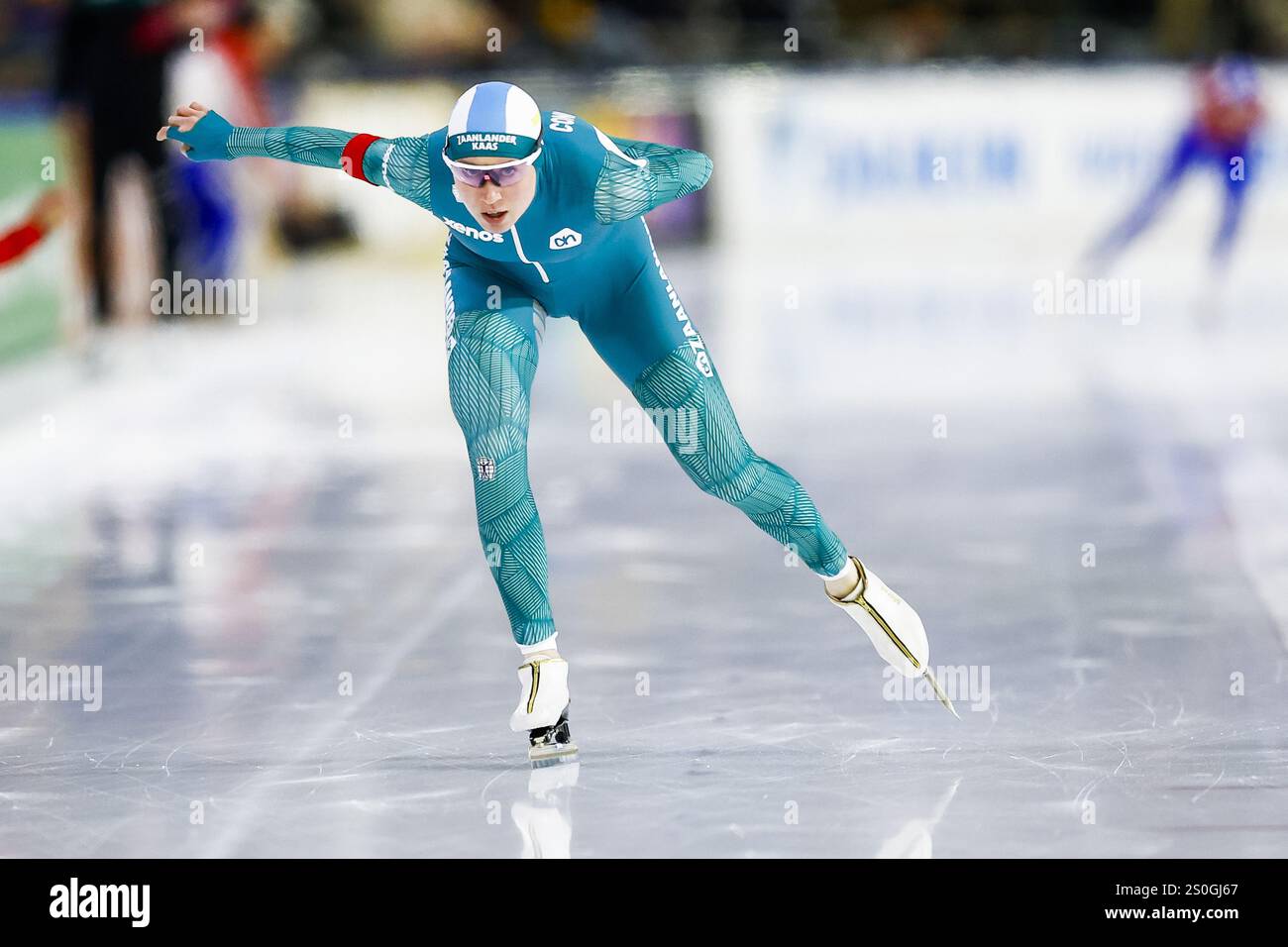 Thialf, Netherlands. 28th Dec 2024. HEERENVEEN - Merel Conijn in action ...