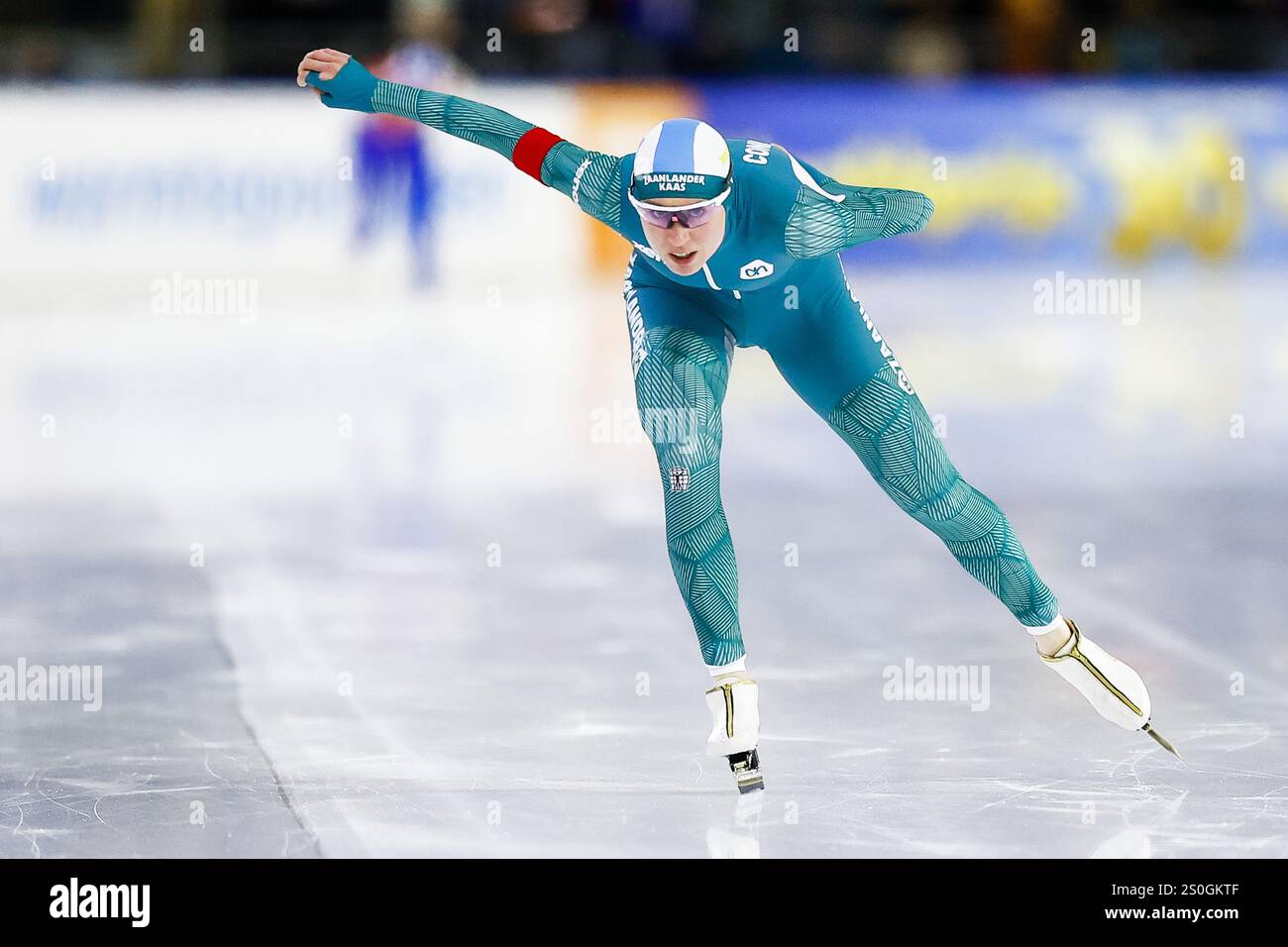 Thialf, Netherlands. 28th Dec 2024. HEERENVEEN - Merel Conijn in action ...