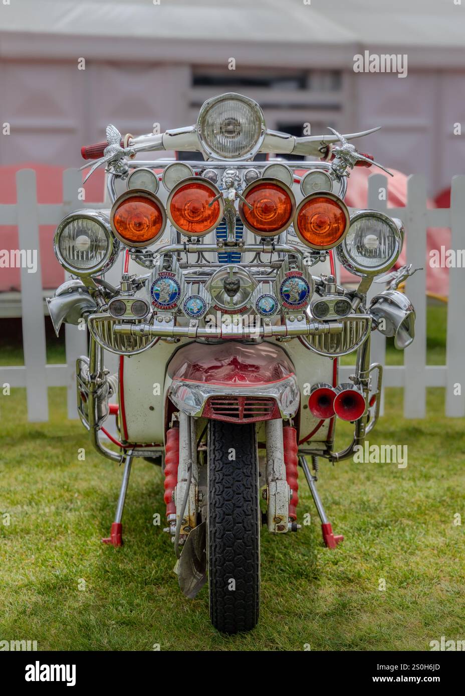 1960s uk london transport hi-res stock photography and images - Alamy