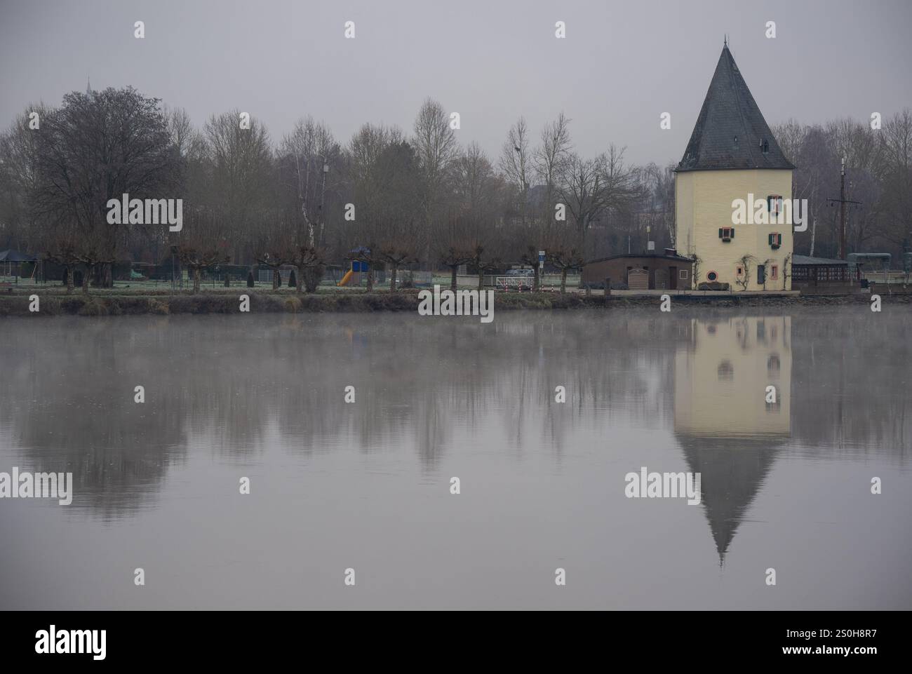 Schweich, Germany. 28th Dec, 2024. The old ferry tower in Schweich is ...