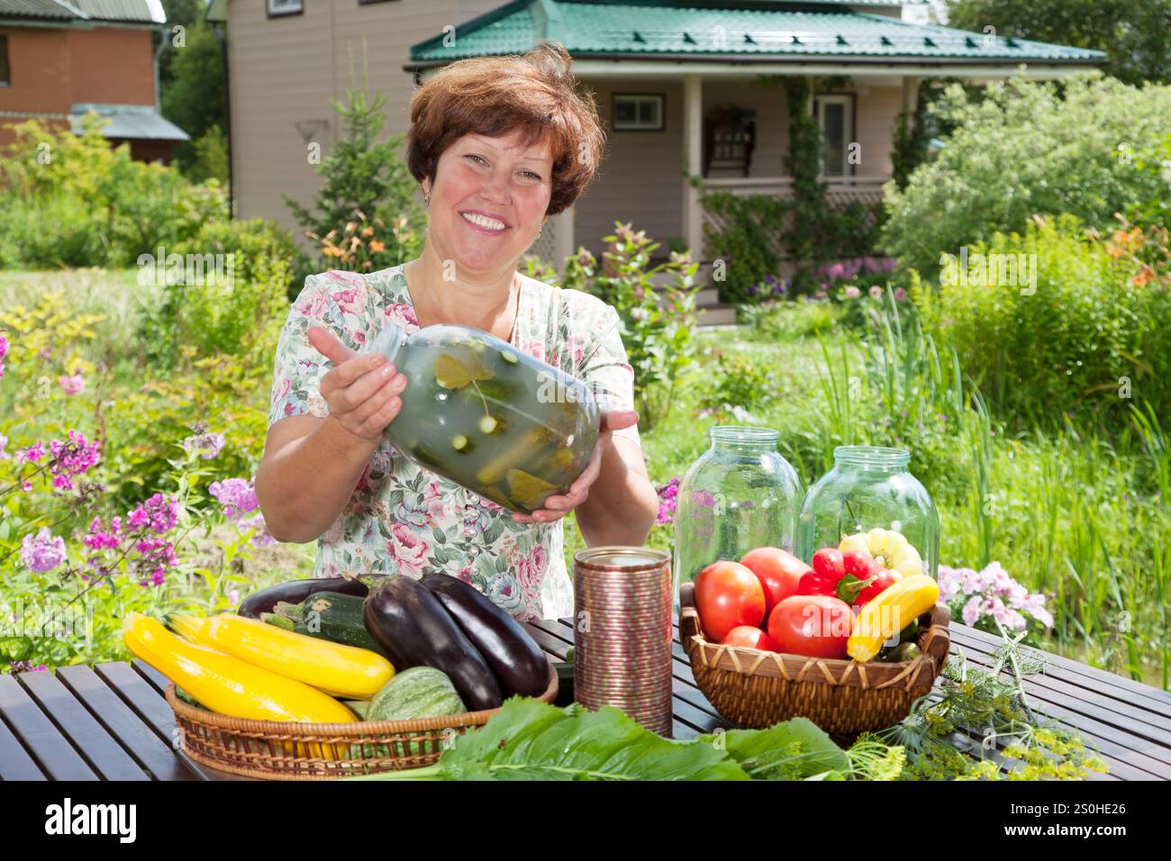 Mature woman making home made hi-res stock photography and images - Alamy