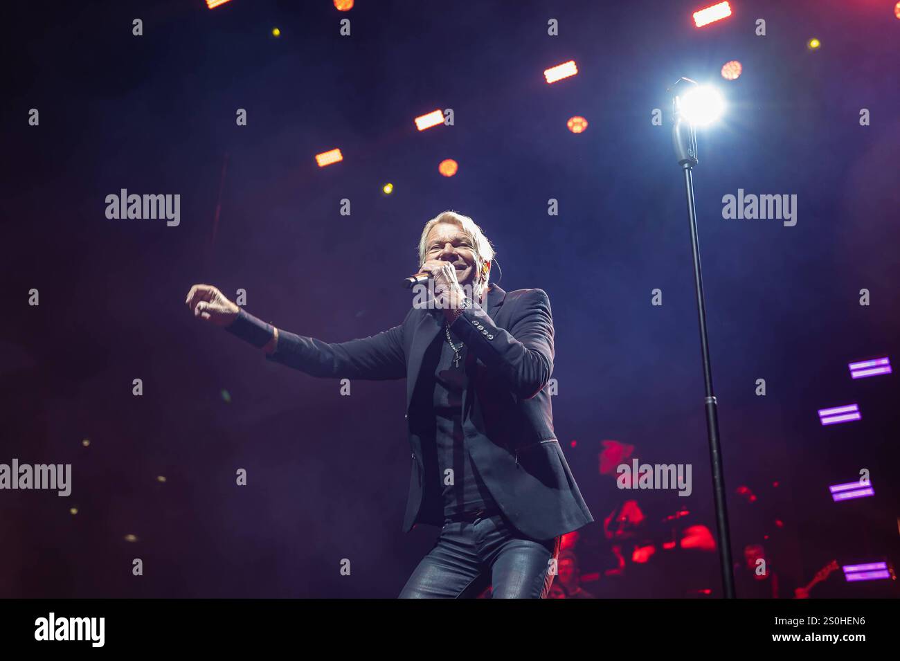 Matthias Reim rockt die LANXESS Arena Köln vor 5000 zuschauer, 27.12.24 ...