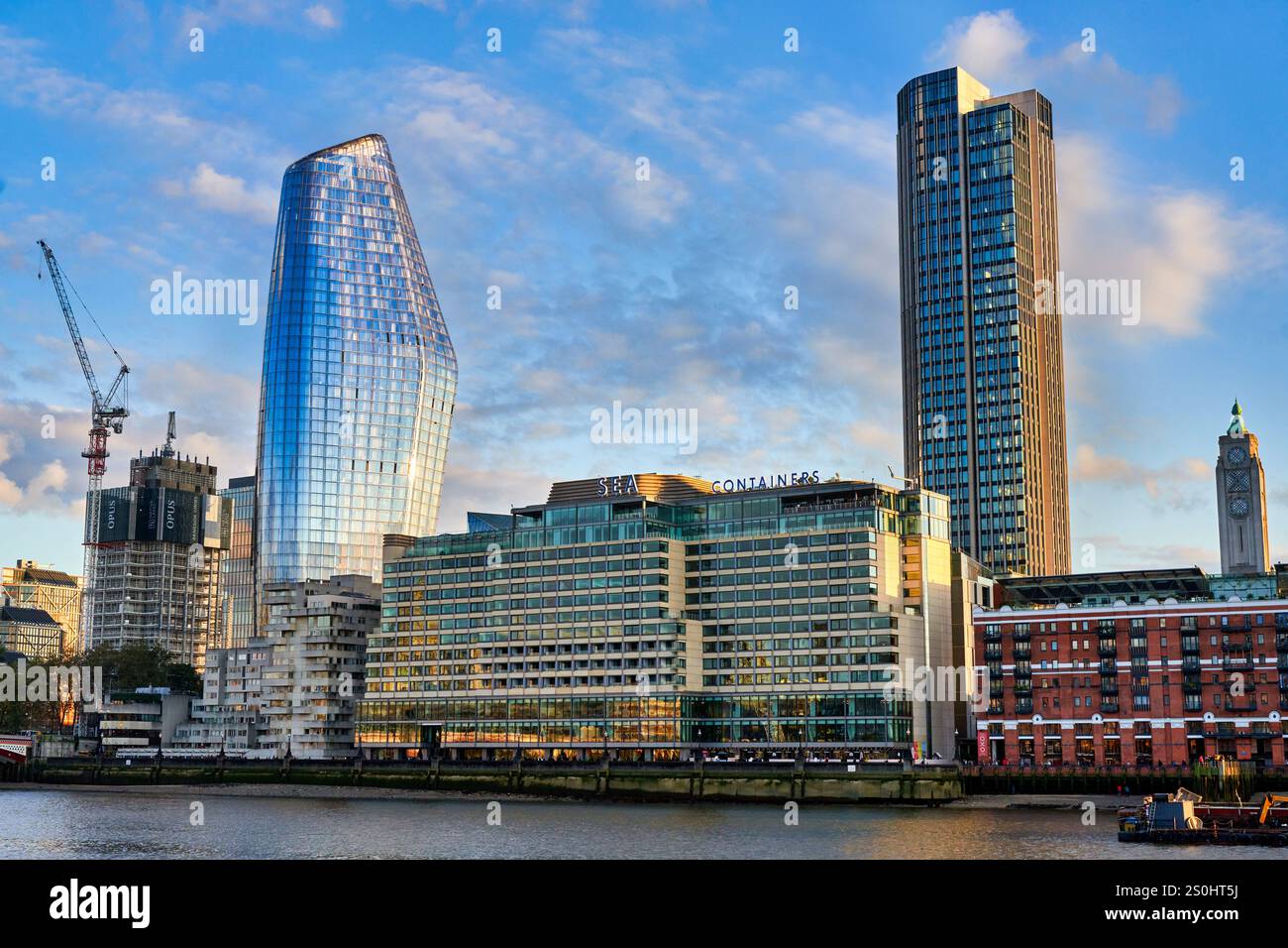 Bankside building, South Bank building, Blackfriars, Temple, Thames ...