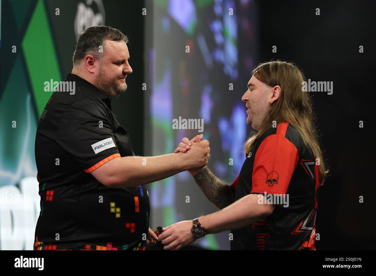 Alexandra Palace, London, UK. 28th Dec, 2024. 2024/25 PDC Paddy Power ...