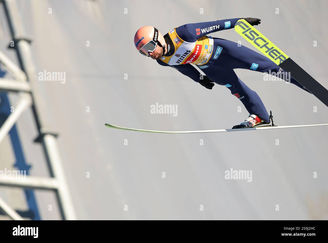 Oberstdorf, Germany. 28th Dec, 2024. Nordic skiing/ski jumping: Four ...