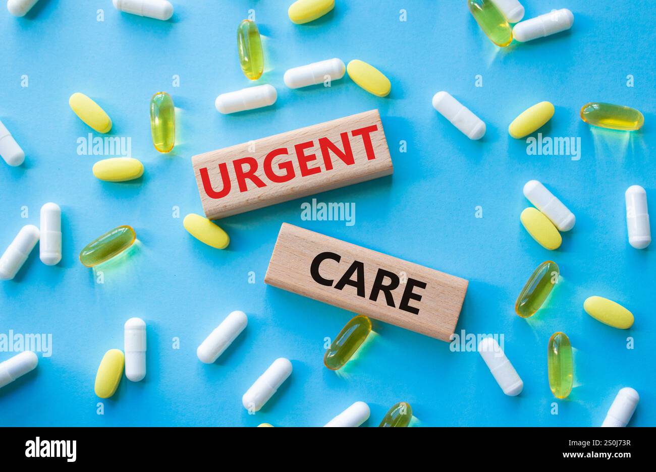 Urgent Care symbol. Concept word Urgent Care on wooden blocks ...