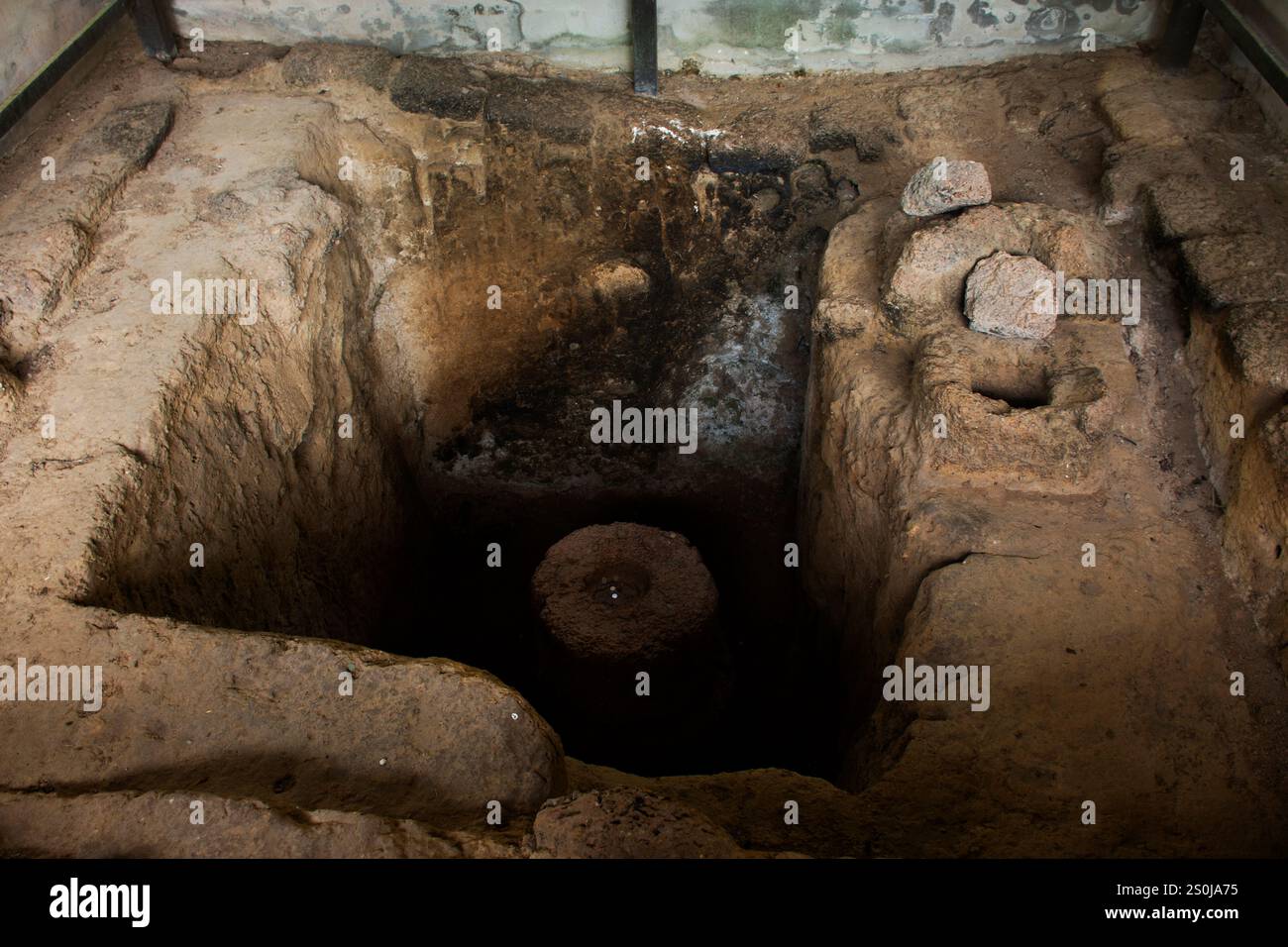 Archaeological site Dhavaravadi and Khmer aera Dong Lakhon historical ...