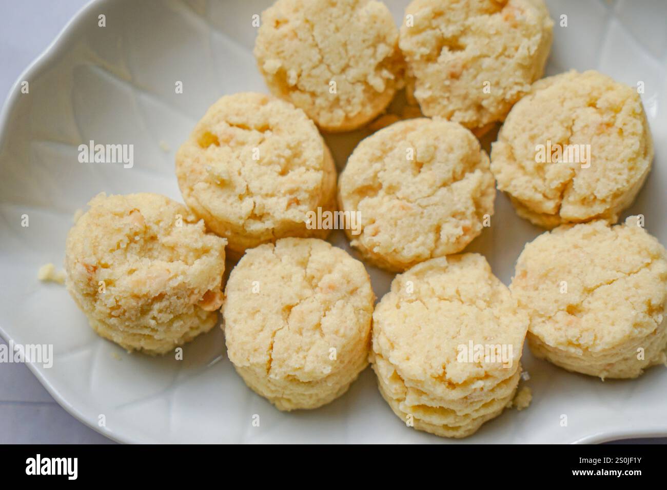 Almond Suji Cookies, a popular modern Eid Mubarak (Hari Raya) snack in ...