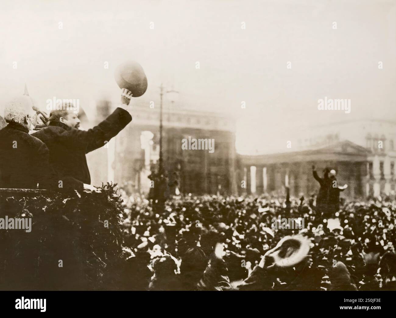 Friedrich Ebert greets returning German soldiers, as they pass through ...