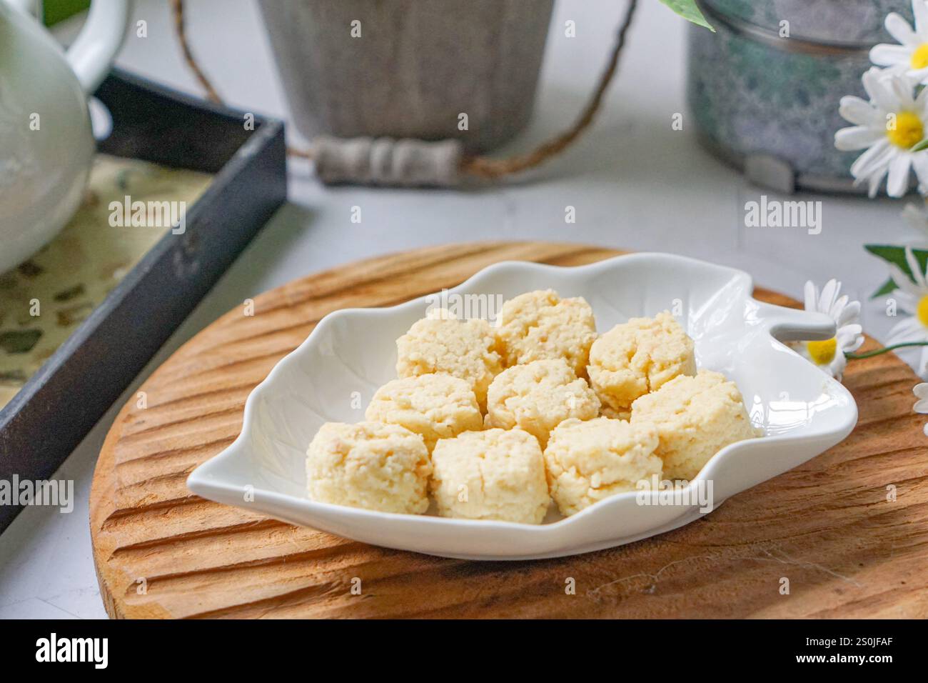Almond Suji Cookies, a popular modern Eid Mubarak (Hari Raya) snack in ...