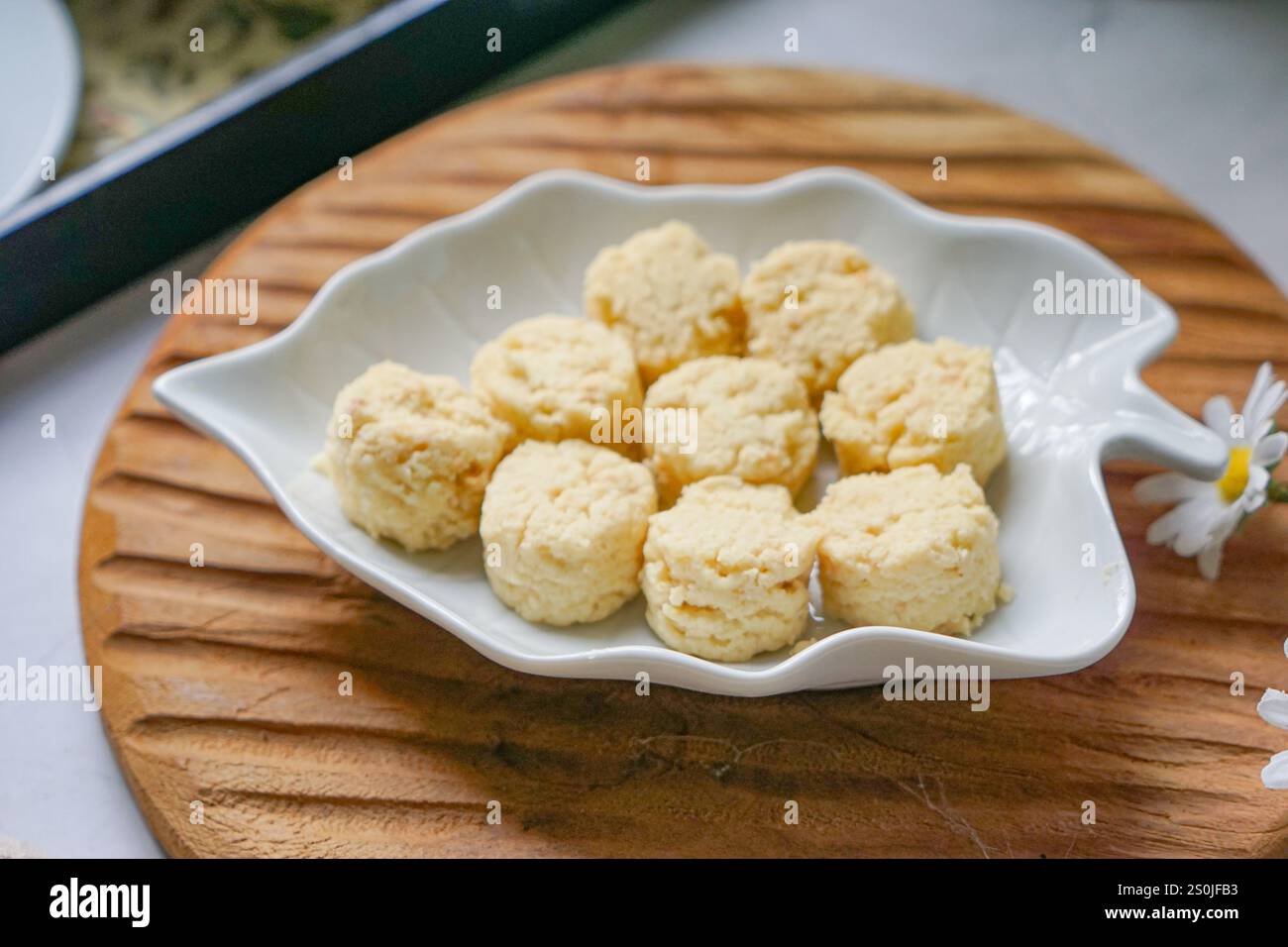 Almond Suji Cookies, a popular modern Eid Mubarak (Hari Raya) snack in ...