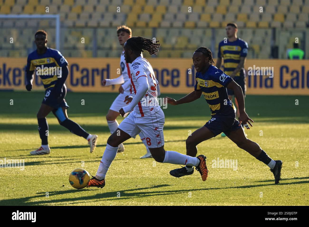 Parma, Italy. 28th Dec, 2024. Warren Bondo (AC Monza) fights for the ...