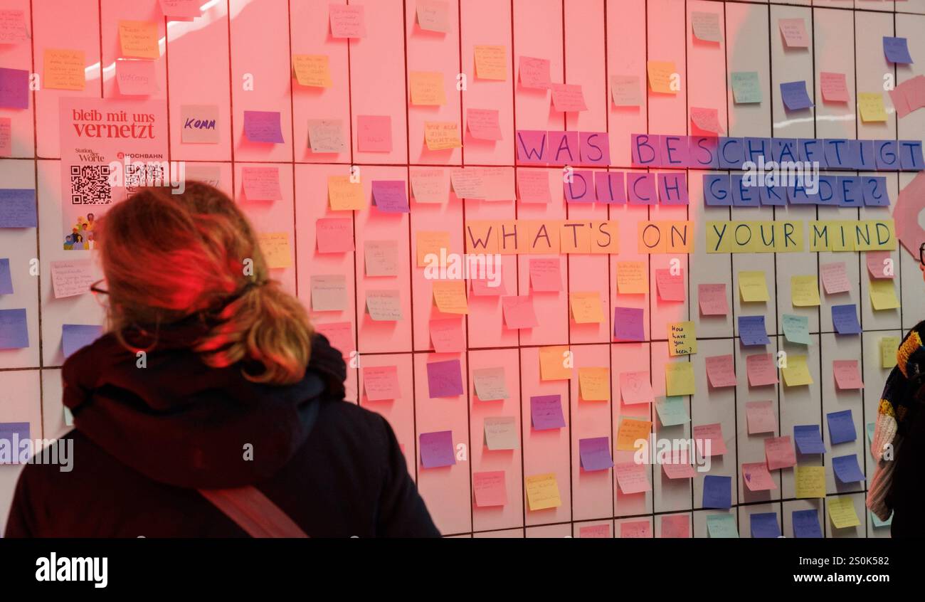 Residents in subway new york hi-res stock photography and images - Alamy