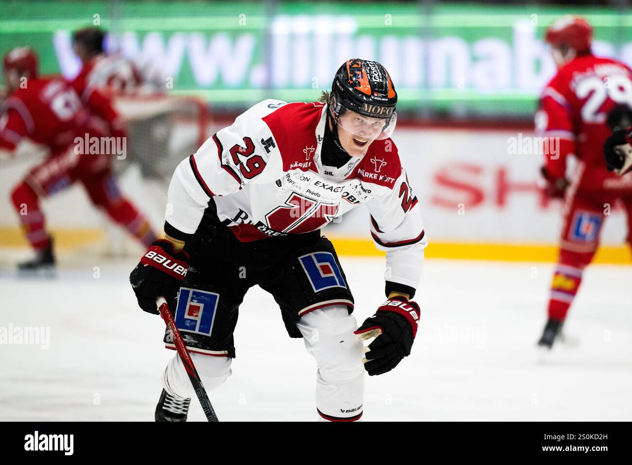 241228 Örebros Milton Oscarson under ishockeymatchen i SHL mellan Timrå ...
