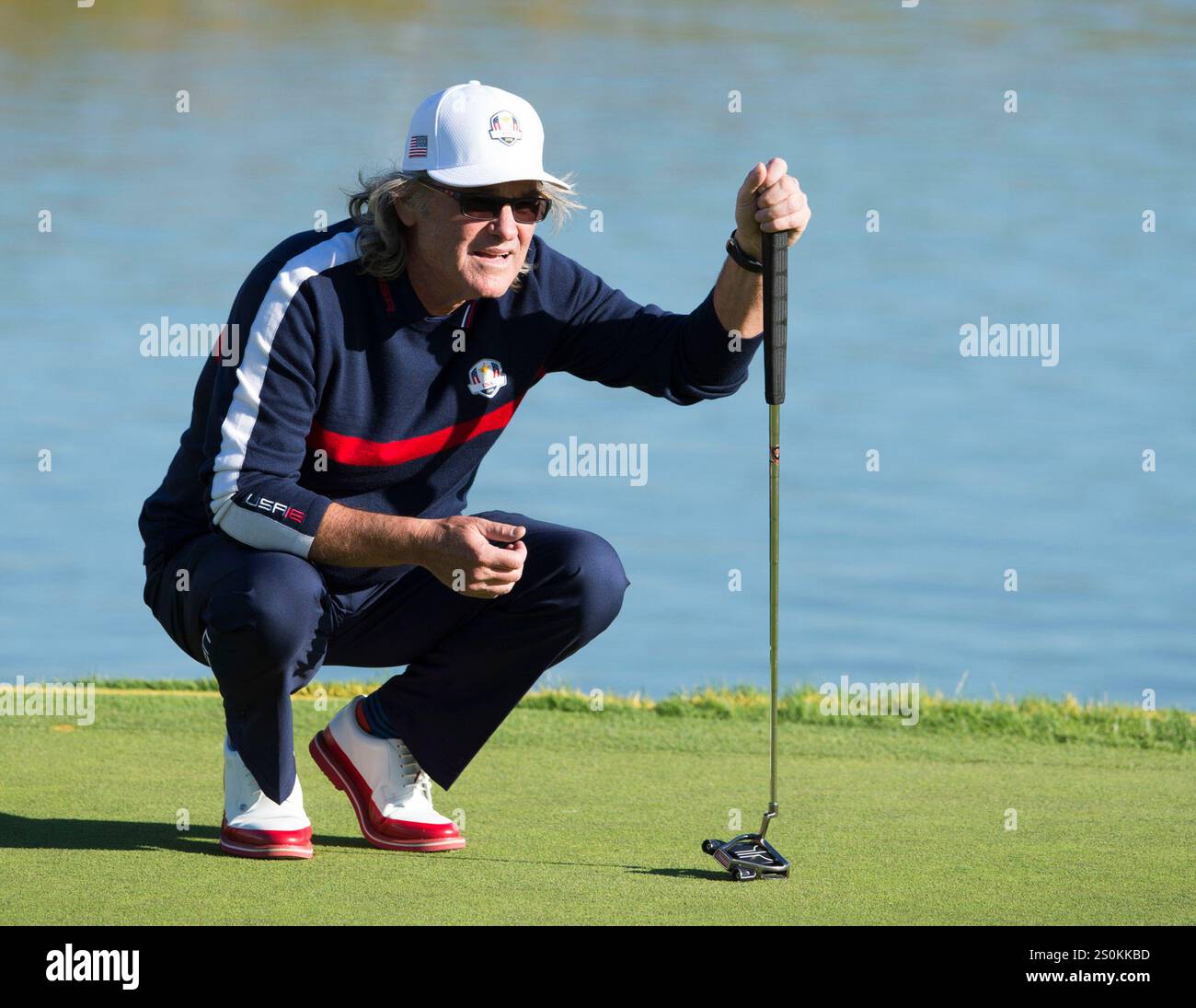 Kurt russell golfer hi-res stock photography and images - Alamy