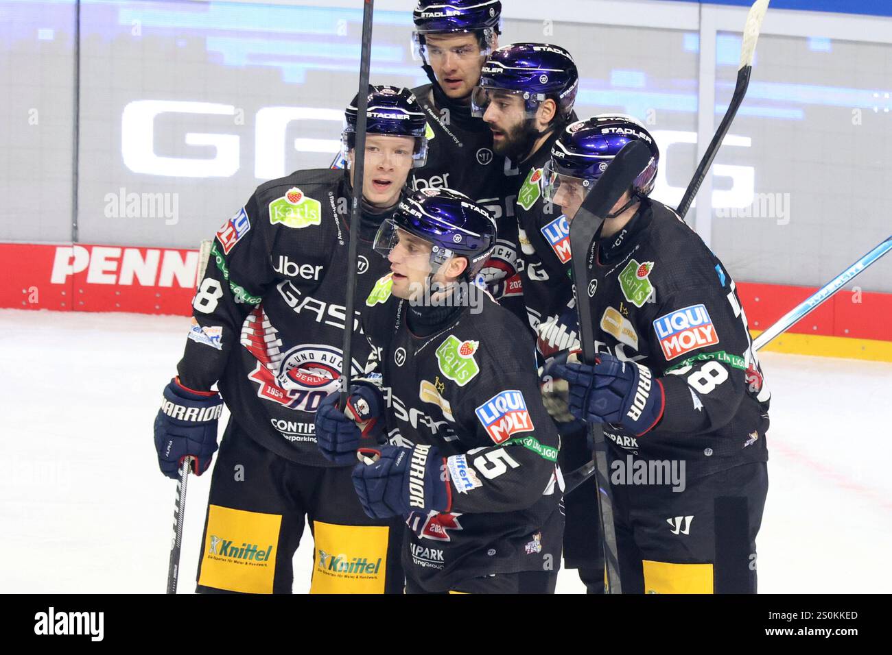 Berlin, Deutschland. 28th Dec, 2024. 28.12.2024, Uber-Arena, Berlin, DEU, DEL, 1.EBL, Eisbaeren ...