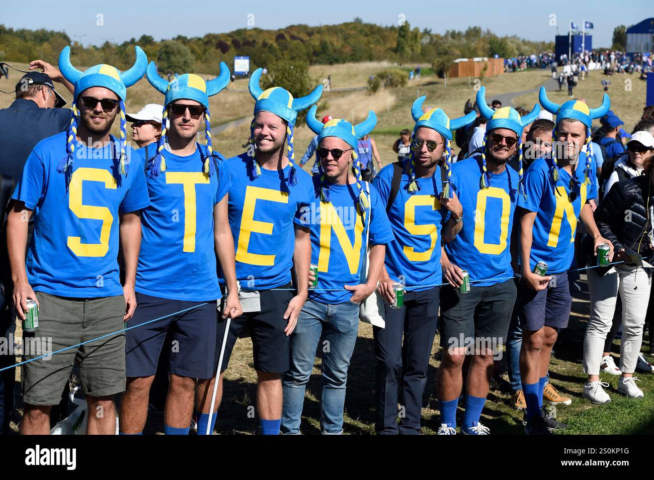 Henrik stenson supporters hi-res stock photography and images - Alamy