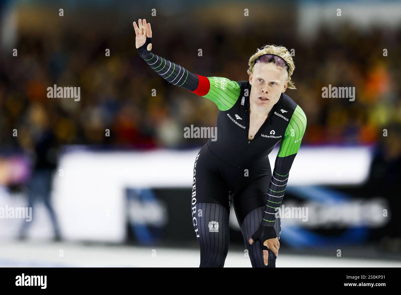 Thialf, Netherlands. 28th Dec 2024. HEERENVEEN - Tim Prins reacts after ...