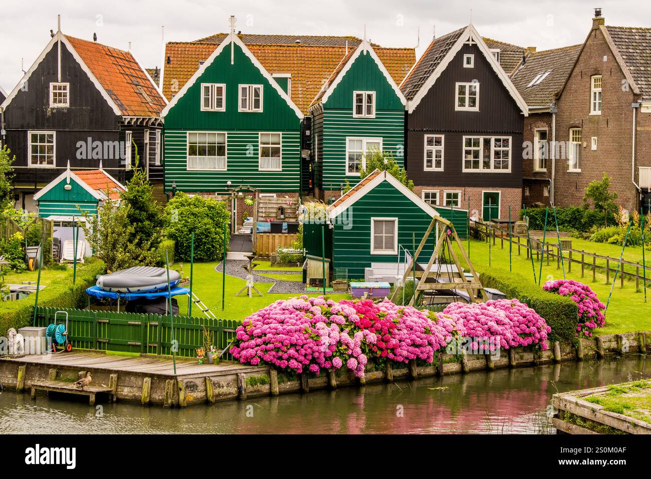 Traditional houses cottages of Marken, Holland, Netherlands Stock Photo ...