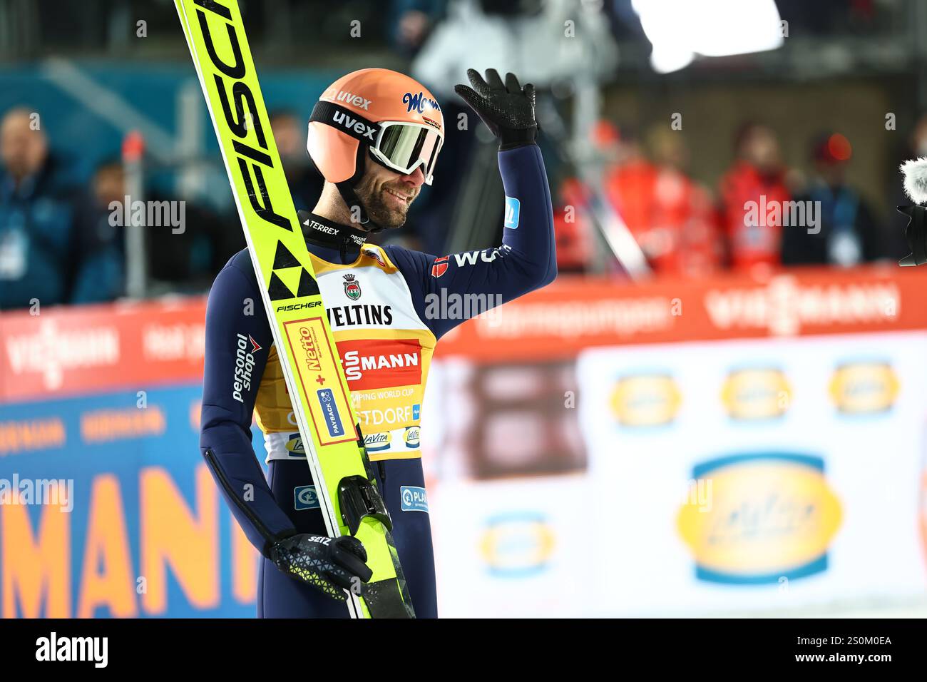 Oberstdorf, Germany. 28th Dec, 2024. Nordic skiing/ski jumping: Four ...