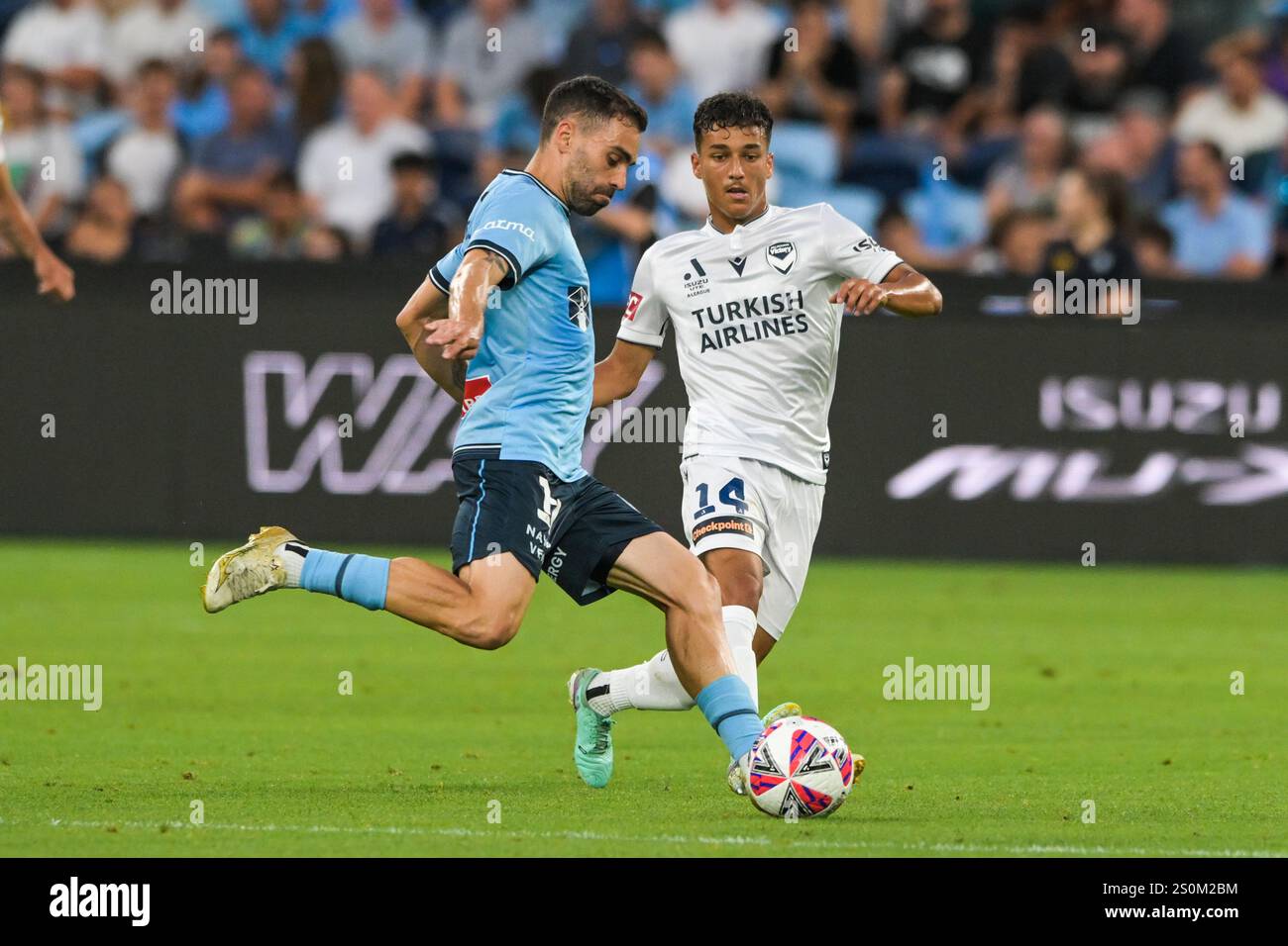Paddington, Australia. 28th Dec, 2024. Anthony Richard Caceres (L) of ...